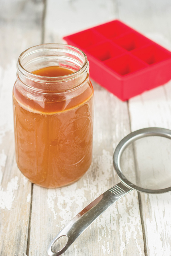 Long-Simmered Chicken Bone Broth